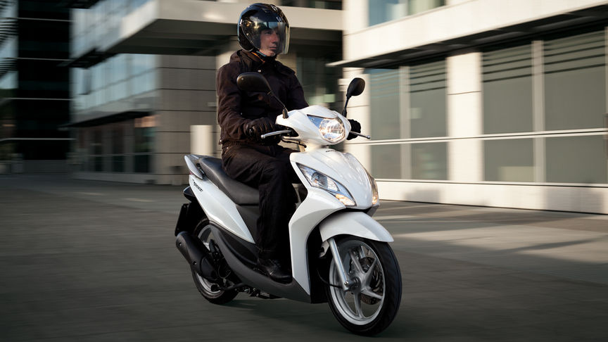 Overview – Vision – Scooter – Range – Motorcycles – Honda Overview – Vision – Scooter – Range – Motorcycles – Honda