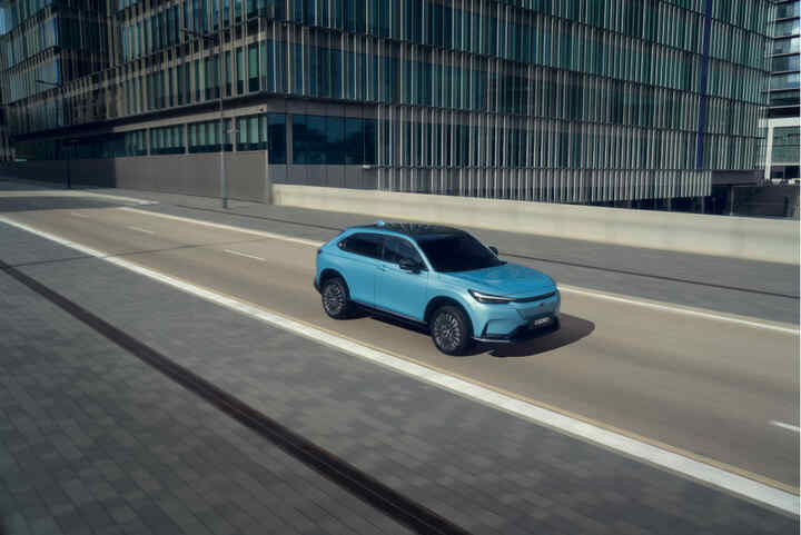 How to Drive an Electric Car: Beginner Tips | Honda UK