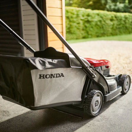 Honda HRX | Cordless Electric Lawnmower | Honda UK