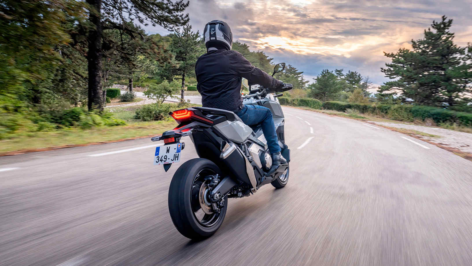 DCT – Experience Honda – Motorcycles – Honda