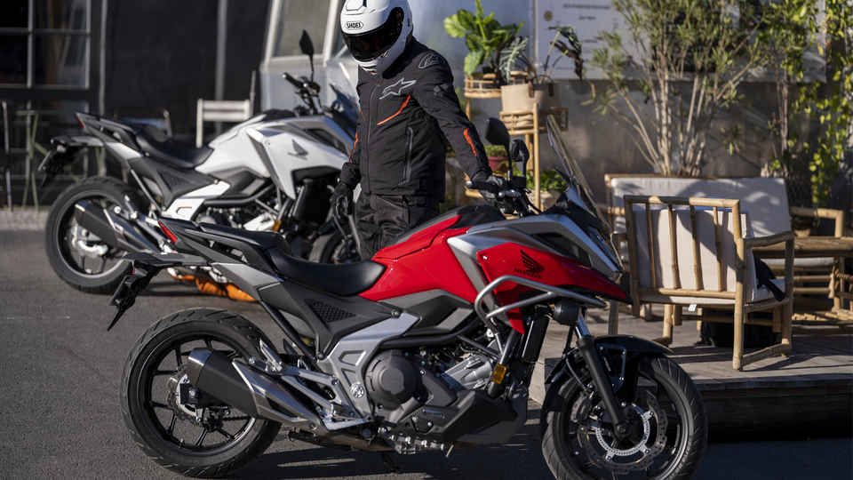 New NC750X | Compact Adventure Motorcycles | Honda UK