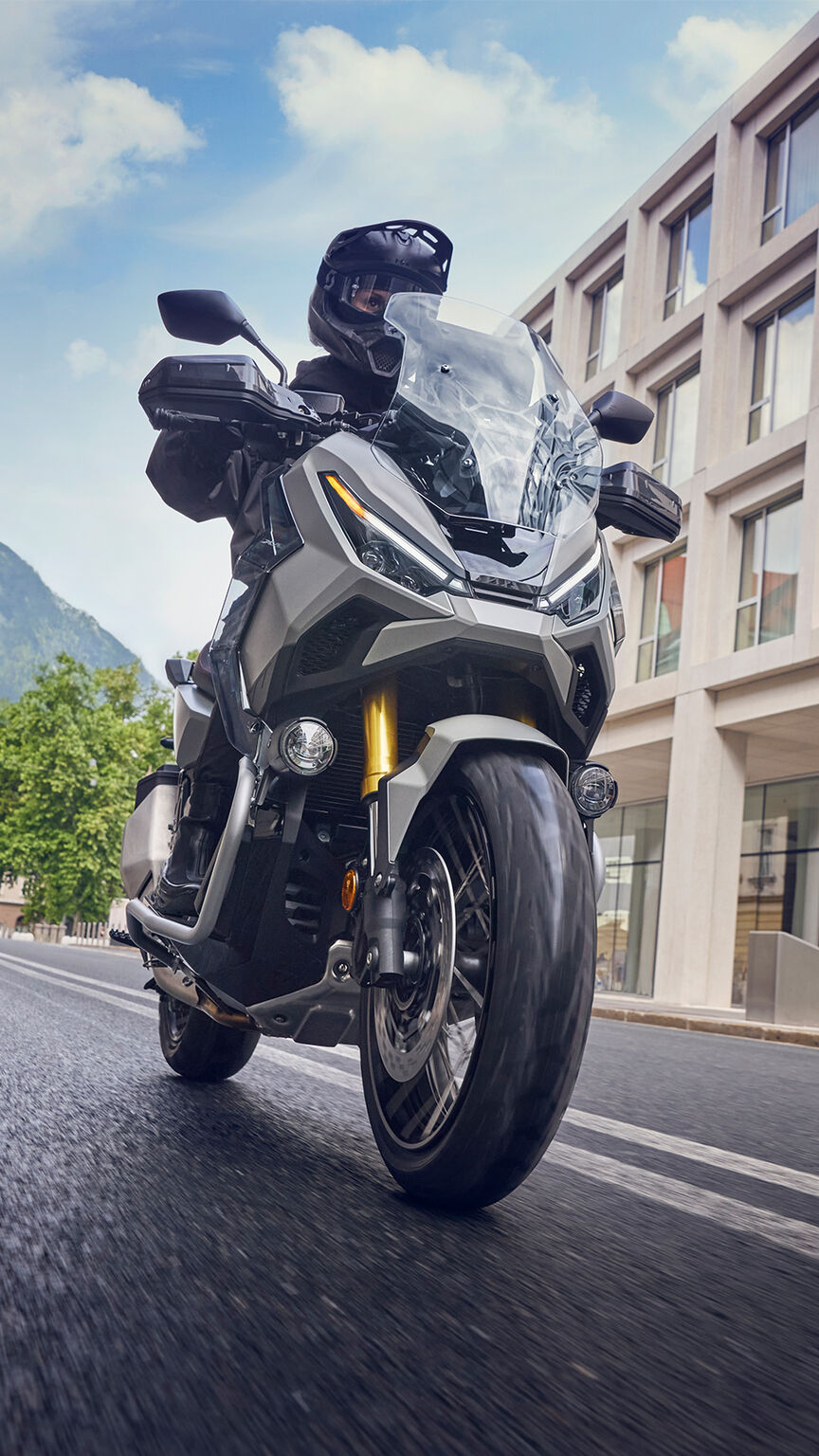Honda| X-ADV | Adventure | All-Round Adventure Scooter