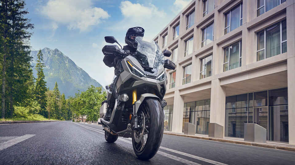Honda| X-ADV | Adventure | All-Round Adventure Scooter