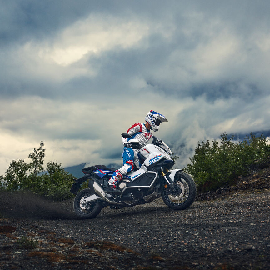 Honda| X-ADV | Adventure | All-Round Adventure Scooter