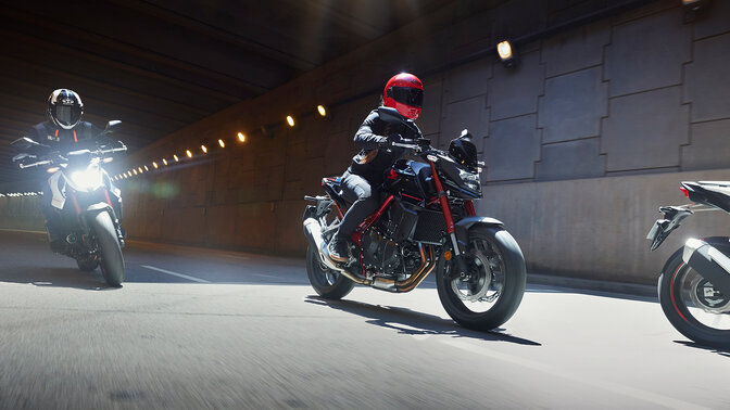 New Street Motorcycles | Our Superb All-Rounders | Honda UK