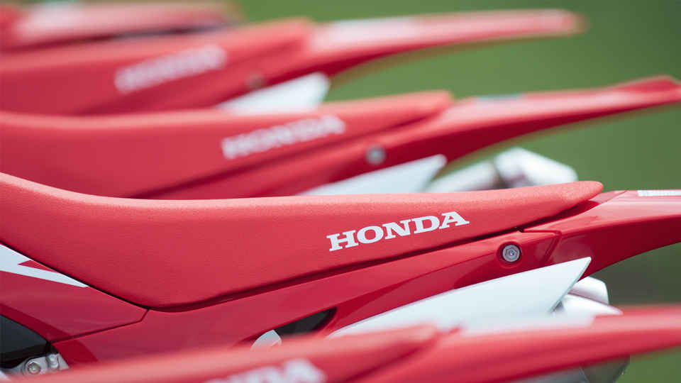 Off Road Motorcycles Range | MX & Enduro Bikes | Honda UK