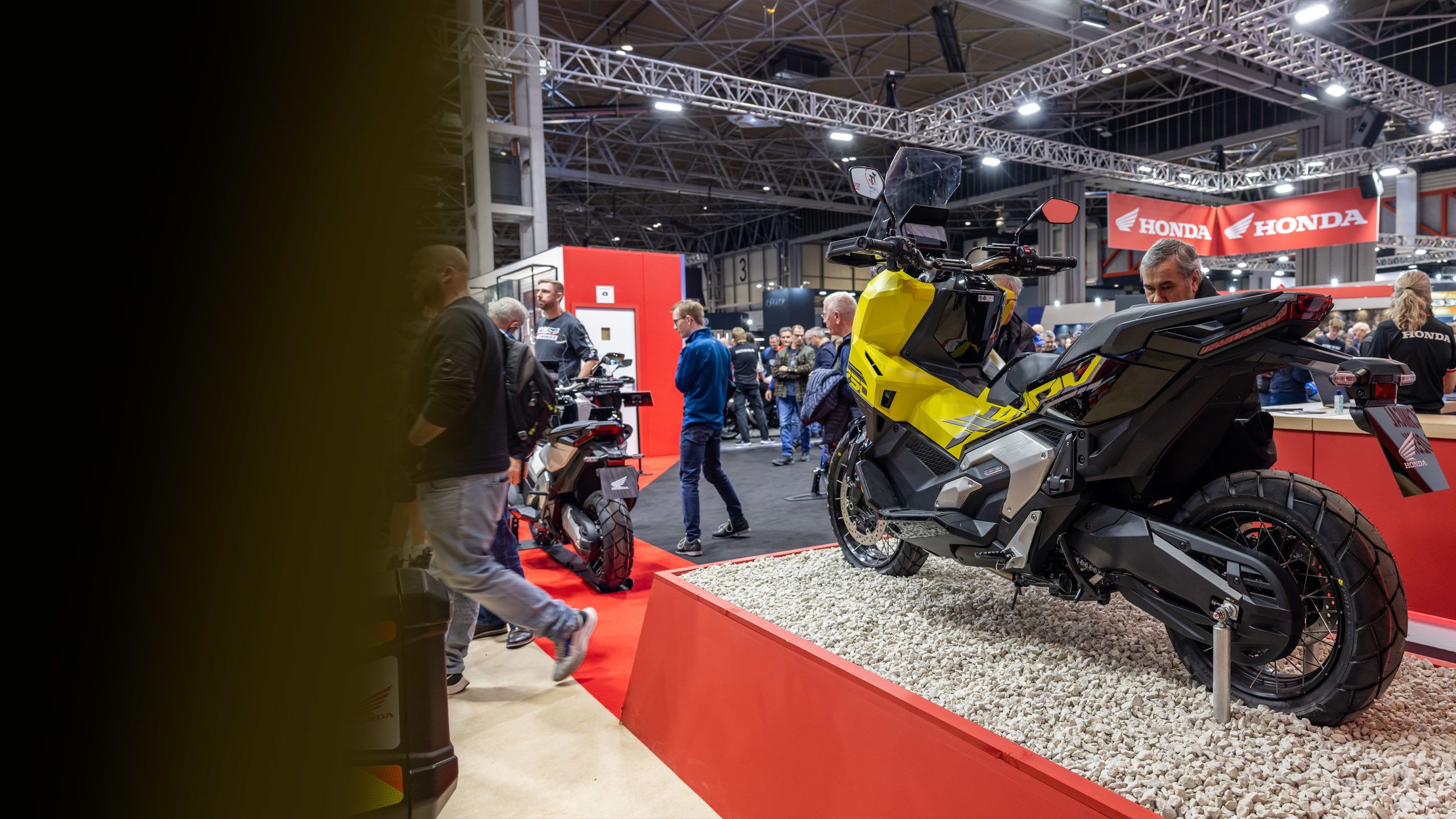 MCL 2024 - Honda's Eco-Friendly Scooter with an Adventurous Spirit ...