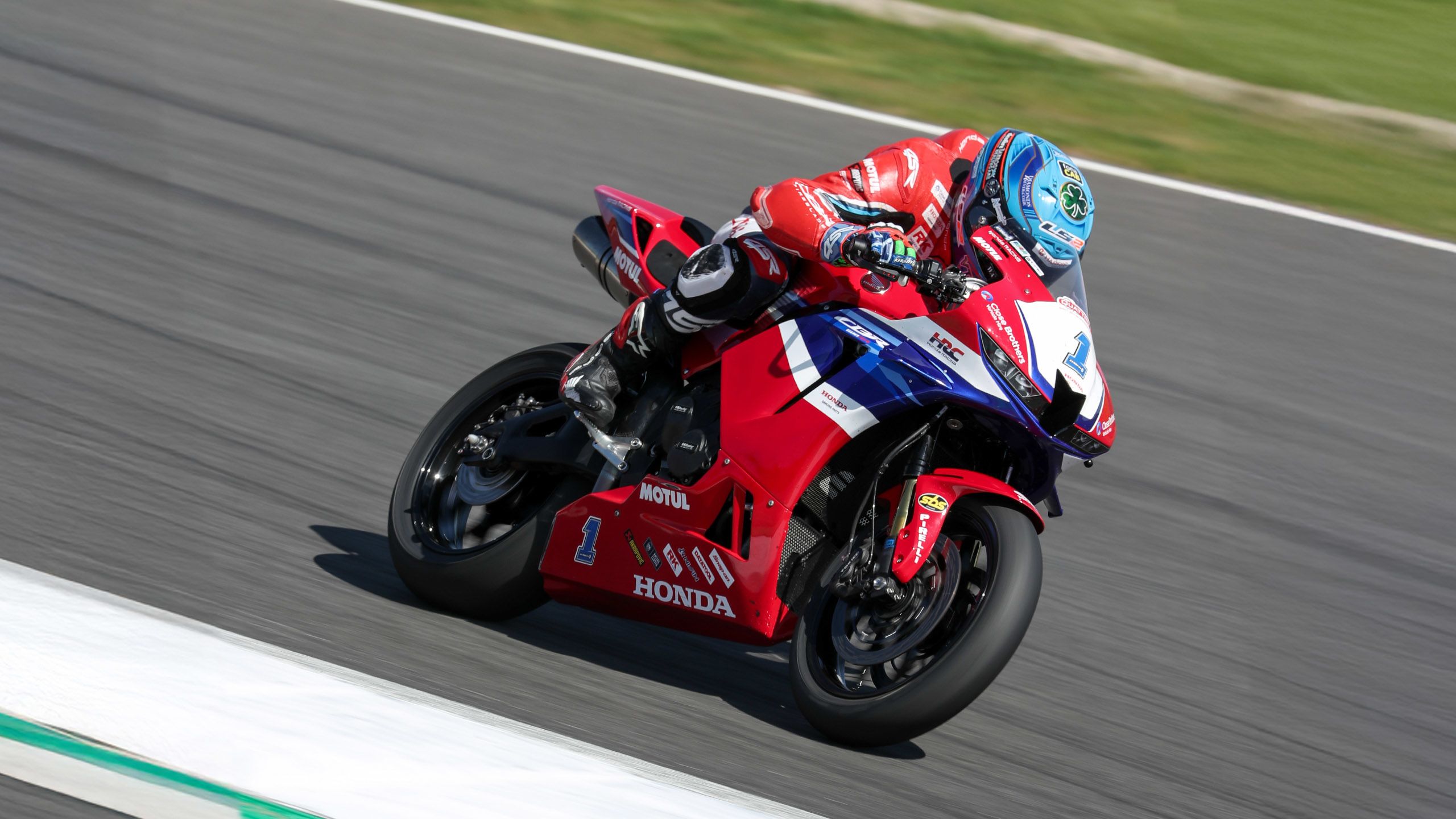 Honda Racing kickstarts 2025 with the first Official BSB Test | Honda ...