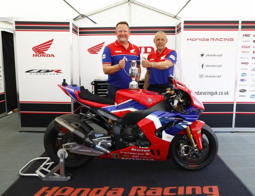 ISLE OF MAN TT 2023 - Honda collects the Manufacturer’s Award