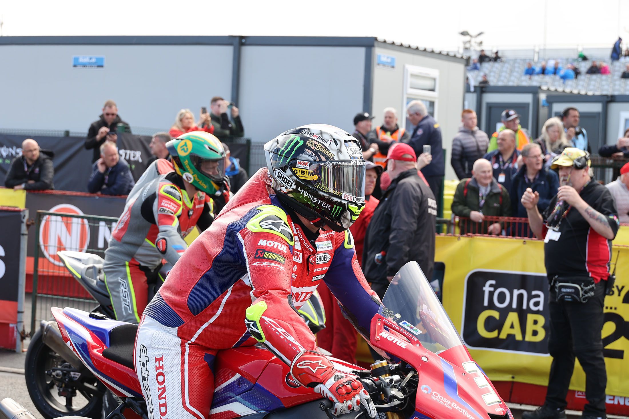 JOHN MCGUINNESS MBE SCORES THREE STRONG TOP 6 RESULTS AT THE NORTH WEST 200